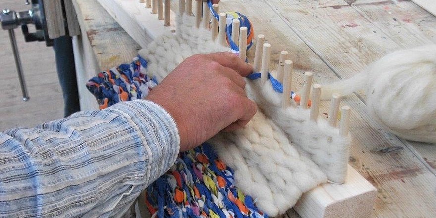 Peg loom weaving | Weald and Downland